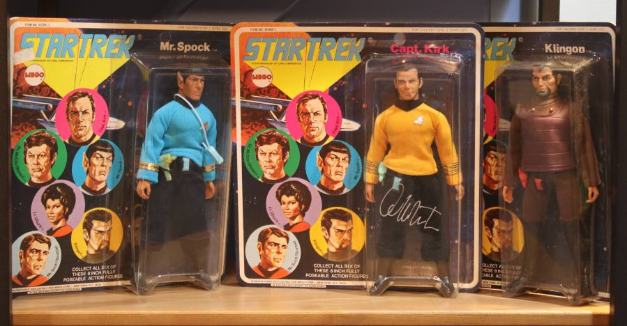 Display your collectibles, the Mego edition – Collecting Trek